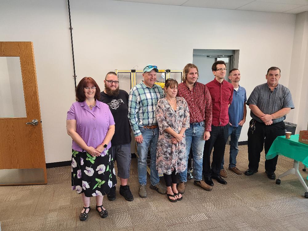 10-students-complete-cnc-machining-maintenance-technician-program-at