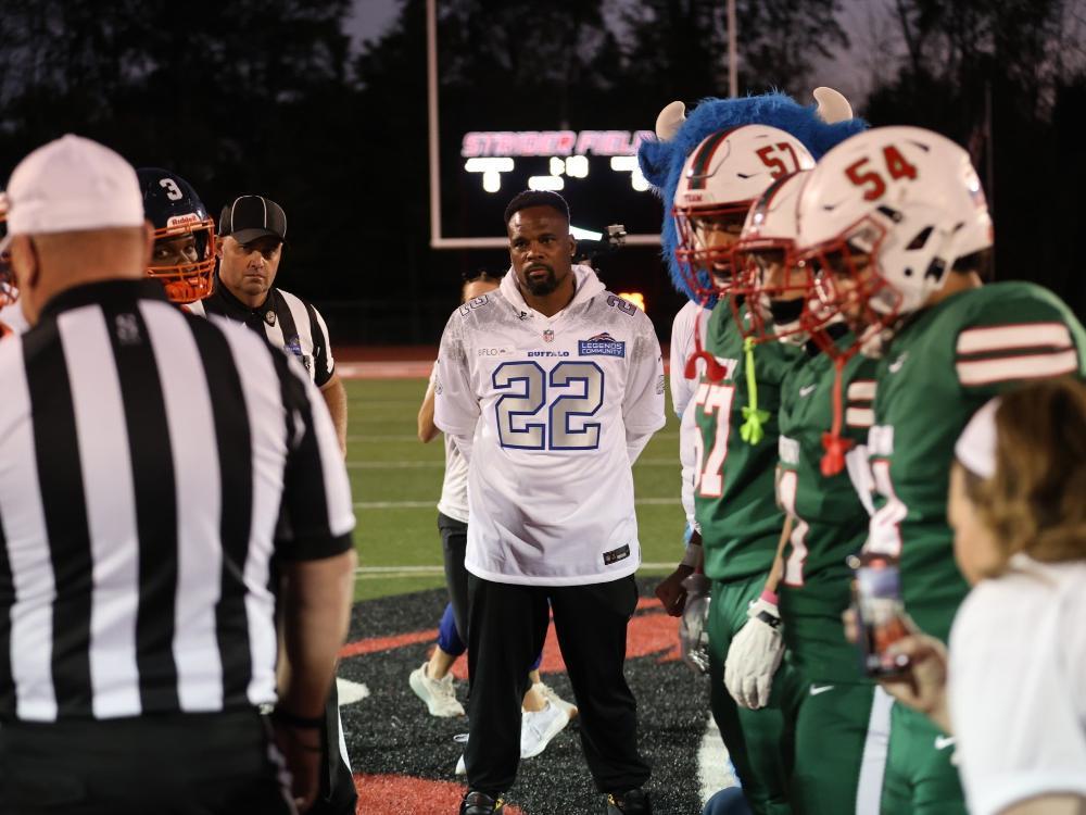 Former Bills Player Fred Jackson Participates in JHS Homecoming ...