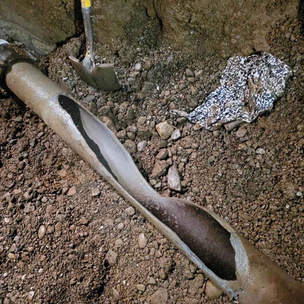 Westfield DPW Crews Deal with Water Main Break | Chautauqua Today