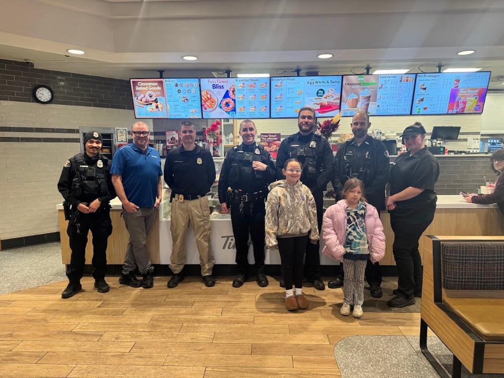 School 3 Students Enjoy Breakfast with City Police | Chautauqua Today