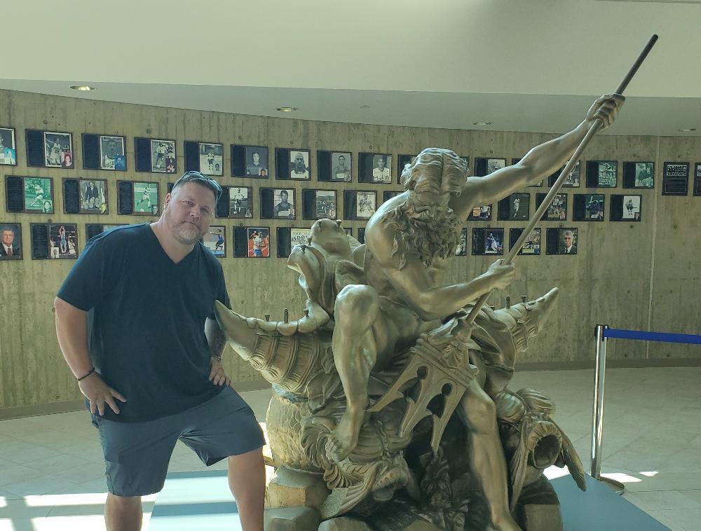 Famed Sculptor to Create Sand Replica of King Neptune at Beach Bash ...