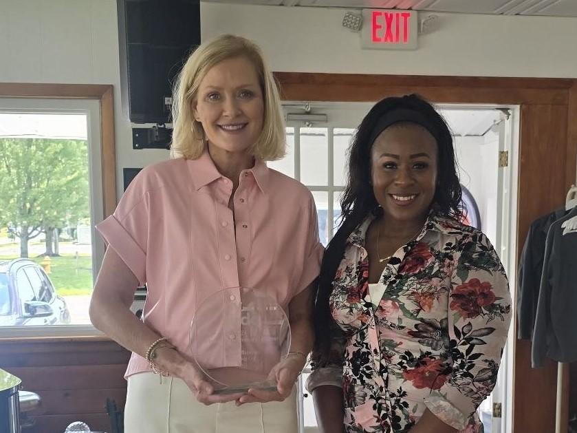 Mayville Business Owner Receives Award from NYSBDC | Chautauqua Today