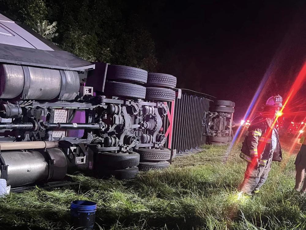 Driver Injured in Tractor-Trailer Rollover on I-86 | Chautauqua Today